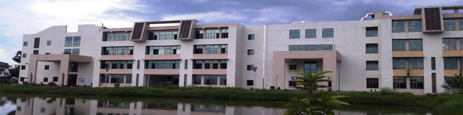 Top 20 colleges Alternative to IITs Latest List 2023 - College Chalo