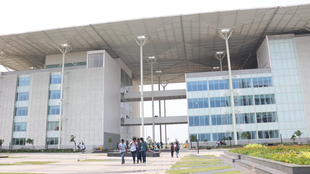 SRM University AP organises a great webinar @2021