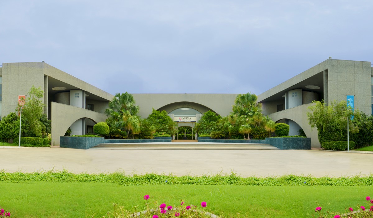 Top 20 Colleges in Gujarat Latest List 2023 - College Chalo