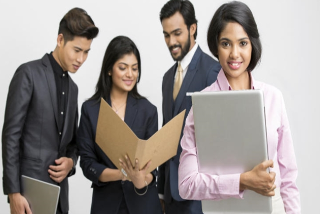 8 Tips to Excel in the New-Age Job Market