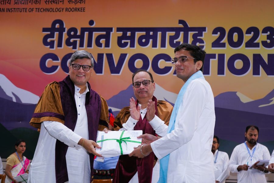 IIT Roorkee convocation, 1916 students get great degrees