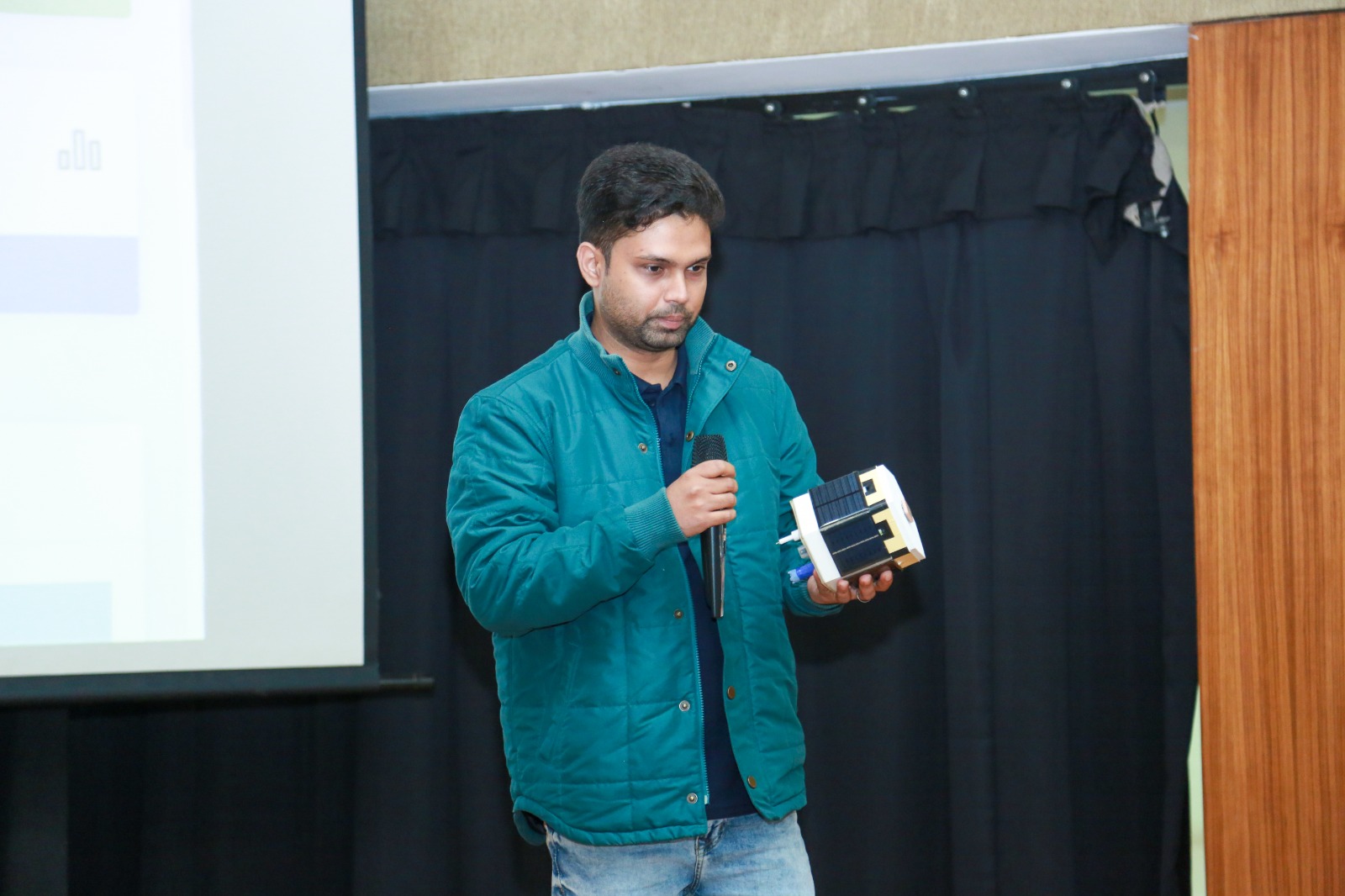 IIT Guwahati student develops great affordable device