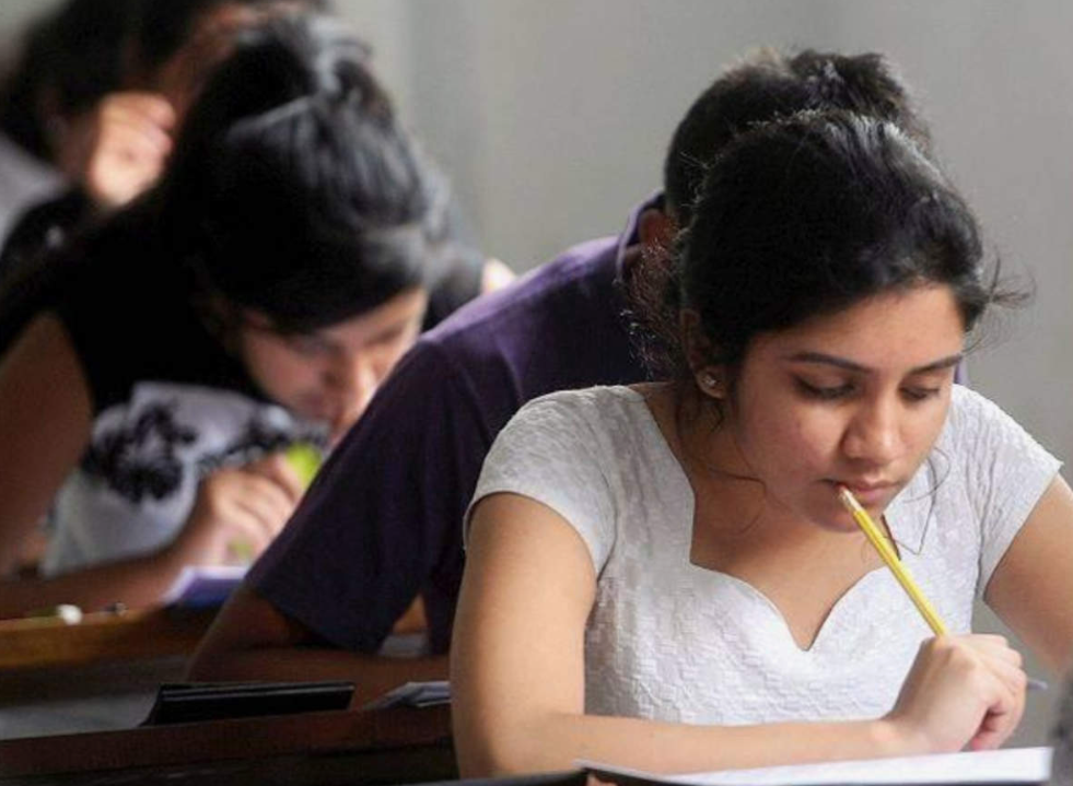 NET vs. SET Exams 2024 : Comparative Analysis & Key Distinctions