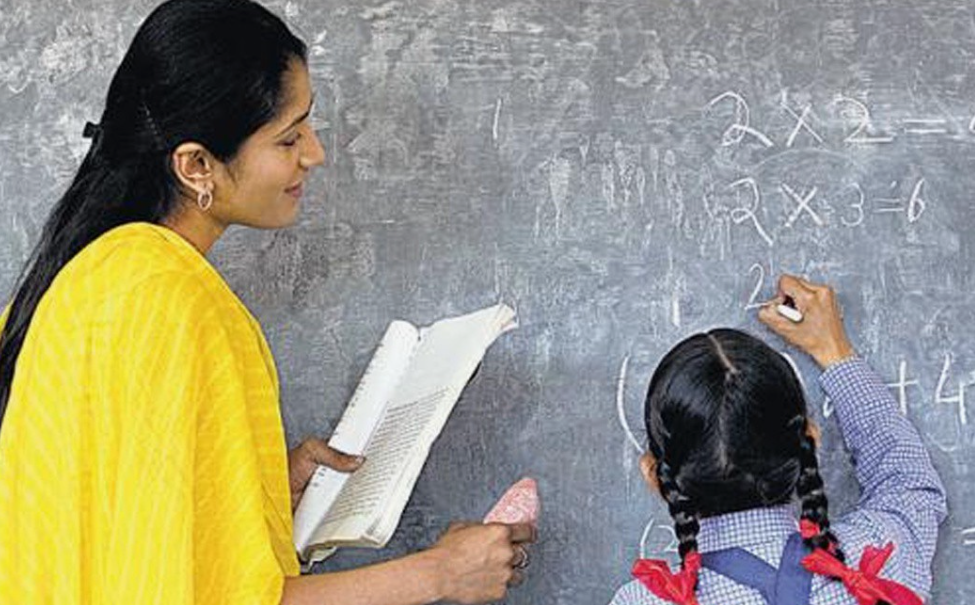 Top 10 Secrets to Becoming a Best and Effective Teacher